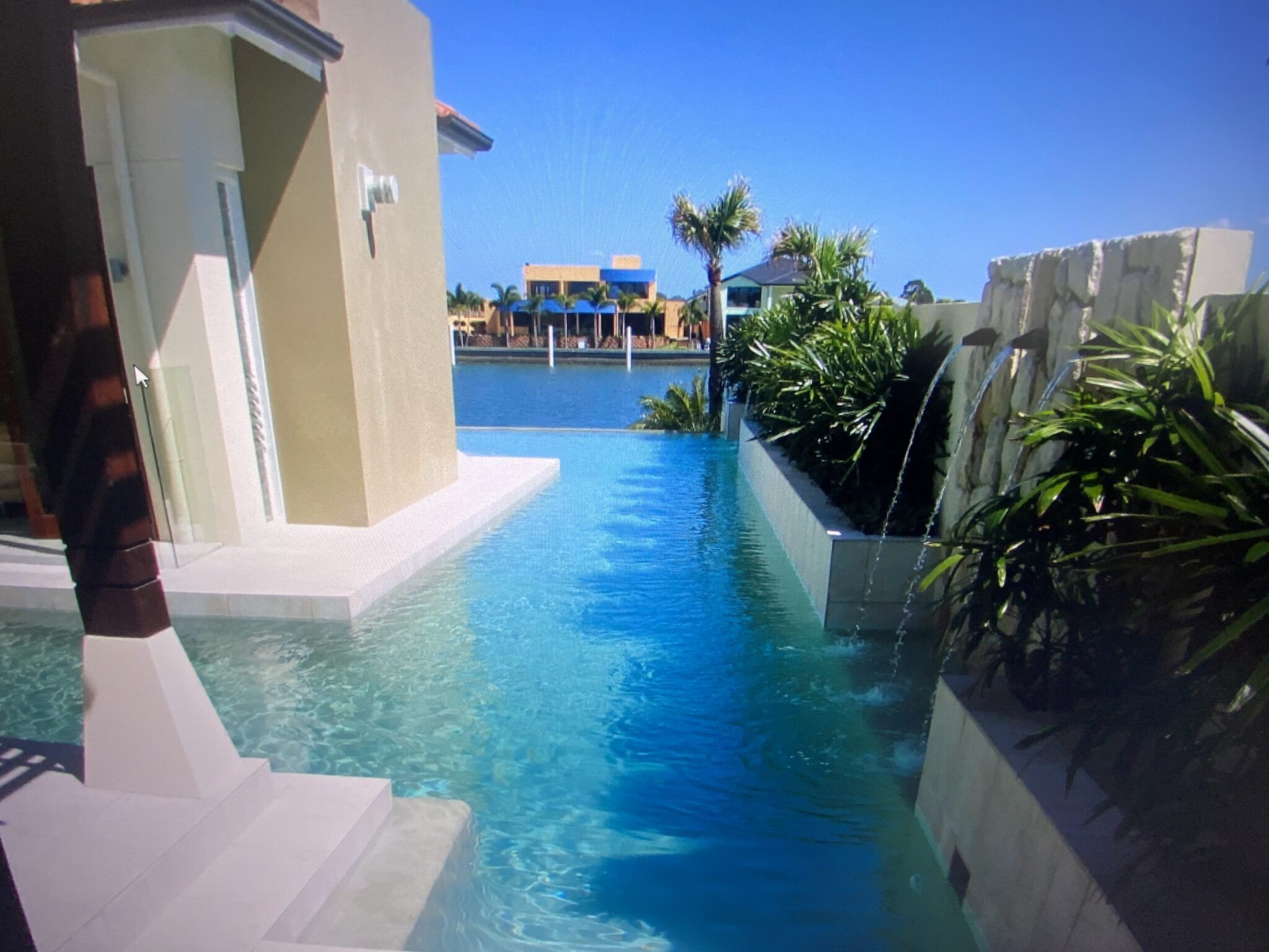 Infinity Pools – Designer Pools Melbourne